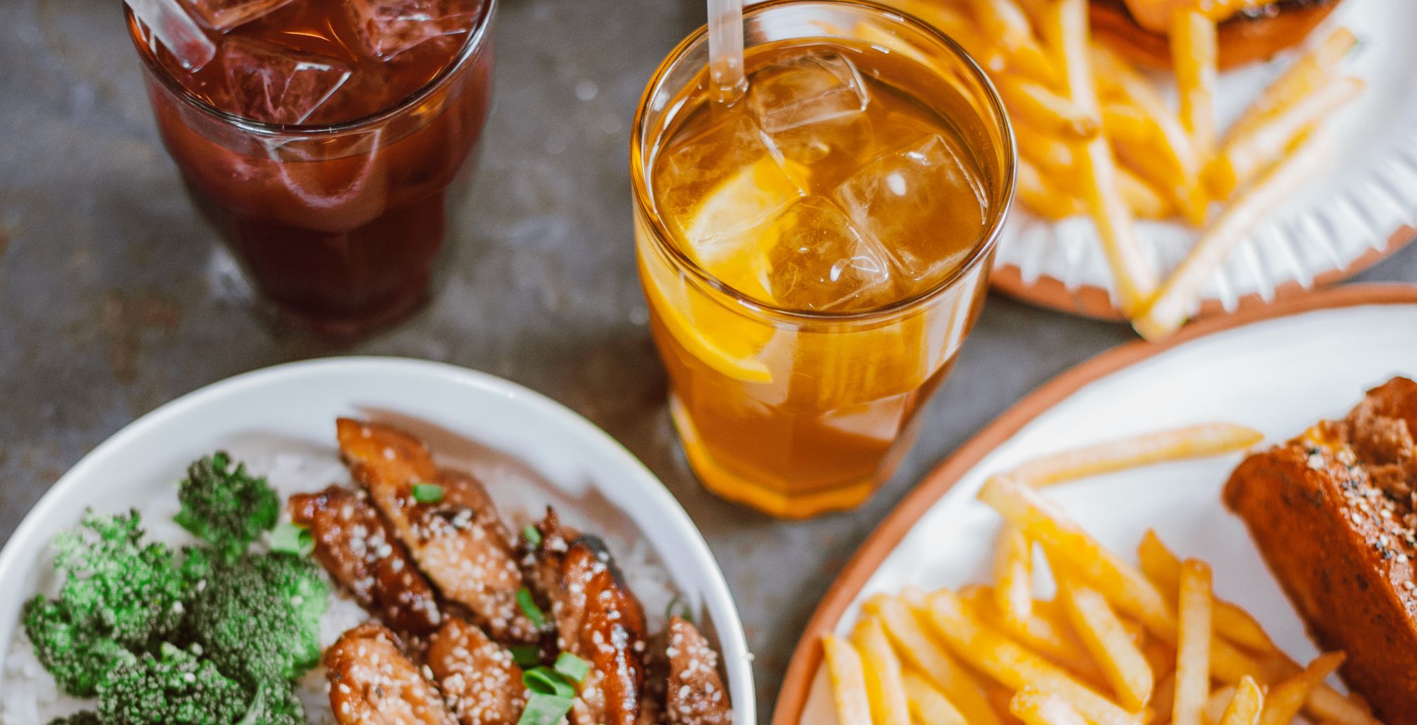 A Guide to In-Flight Meals and Snacks