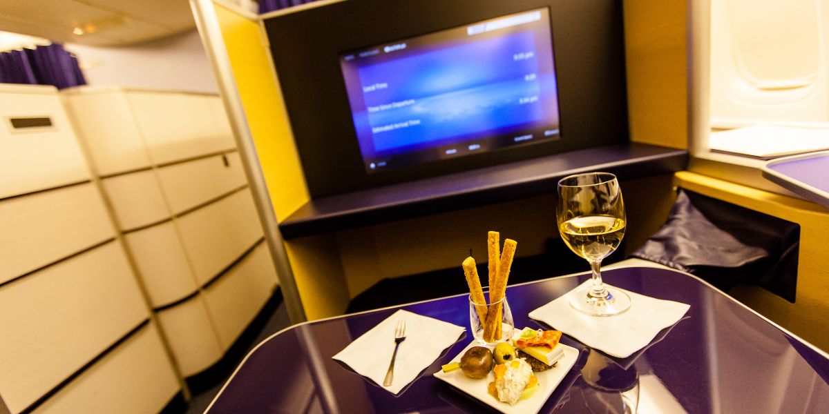 How to Get Upgraded to First Class: Tips from Frequent Flyers